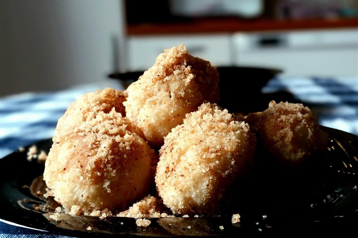 Knedle s jabukama | Index Recepti