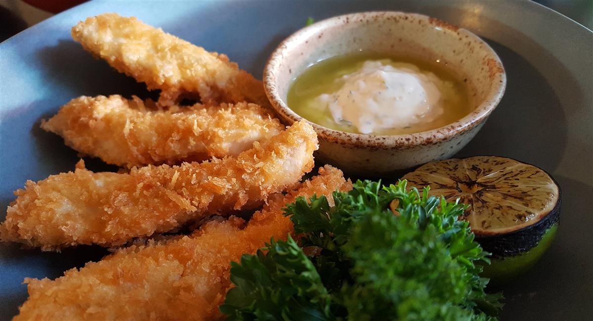 Panirani riblji štapići u pivskom tijestu | Index Recepti