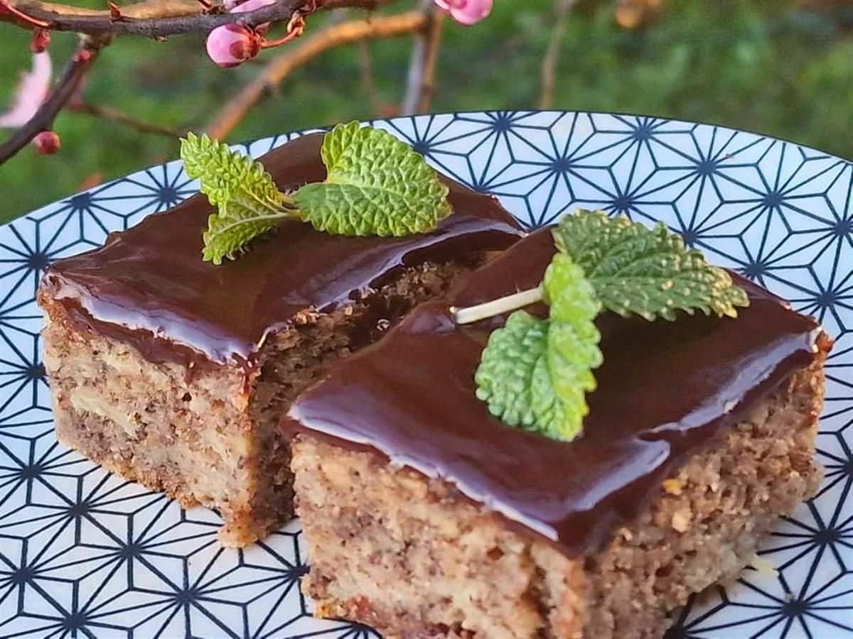 Kocke s rogačem i jabukama | Index Recepti