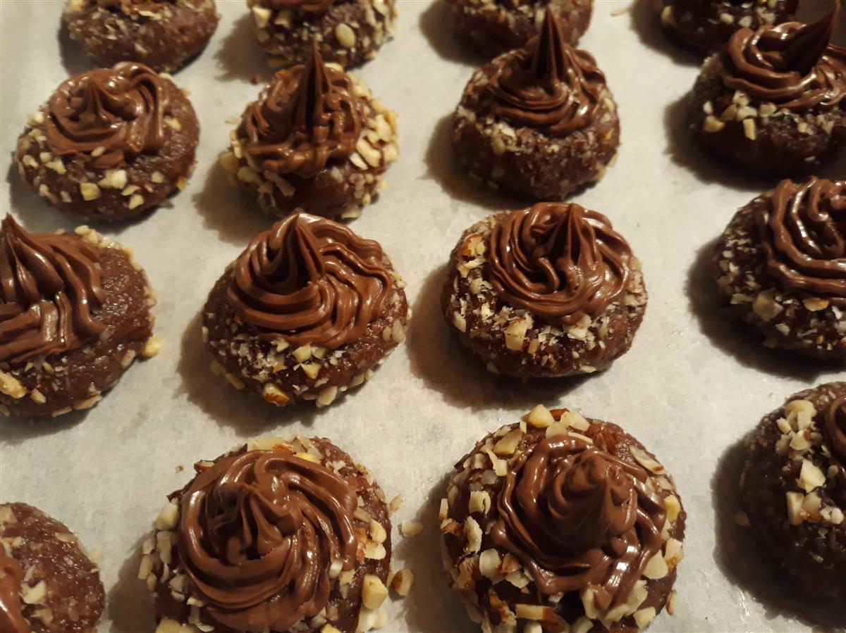 Lješnjak gnijezda s Nutellom | Index Recepti