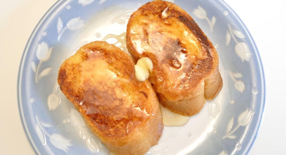 Mliječni tost - pohani kruh bez jaja | Index Recepti